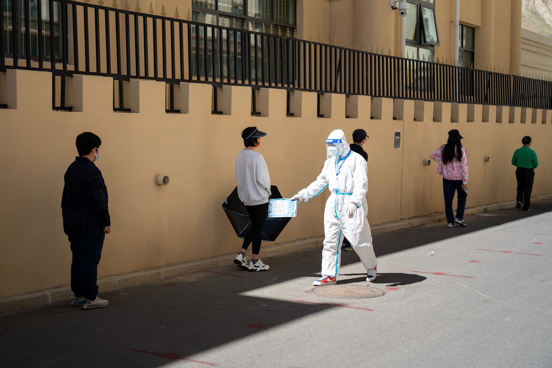 In Tibet, Officials’ Pursuit of Zero-COVID Sent Tens of Thousands into ...