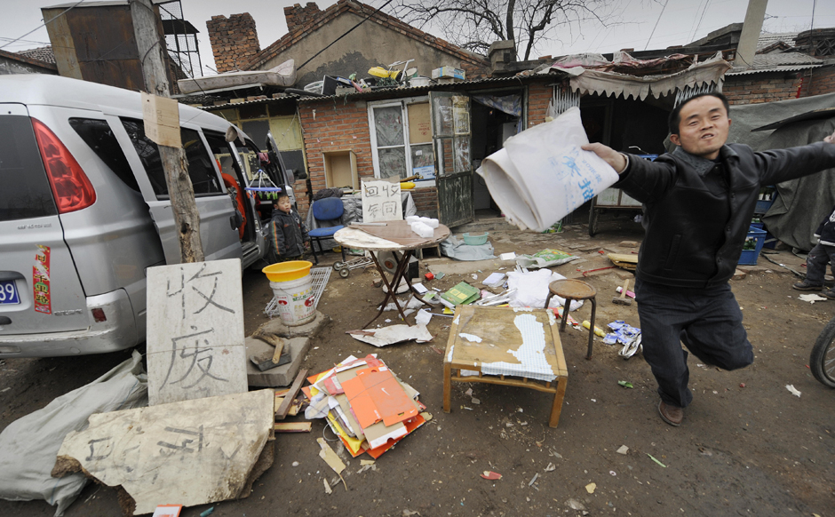 Rich, Poor and Chinese—Does Anyone Trust Beijing to Bust the Corrupt ...